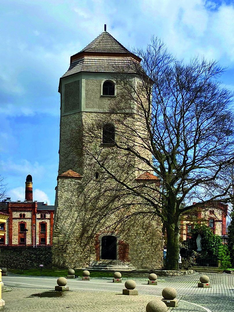 Parafia św. Wawrzyńca w Strzelcach Opolskich - Baszta